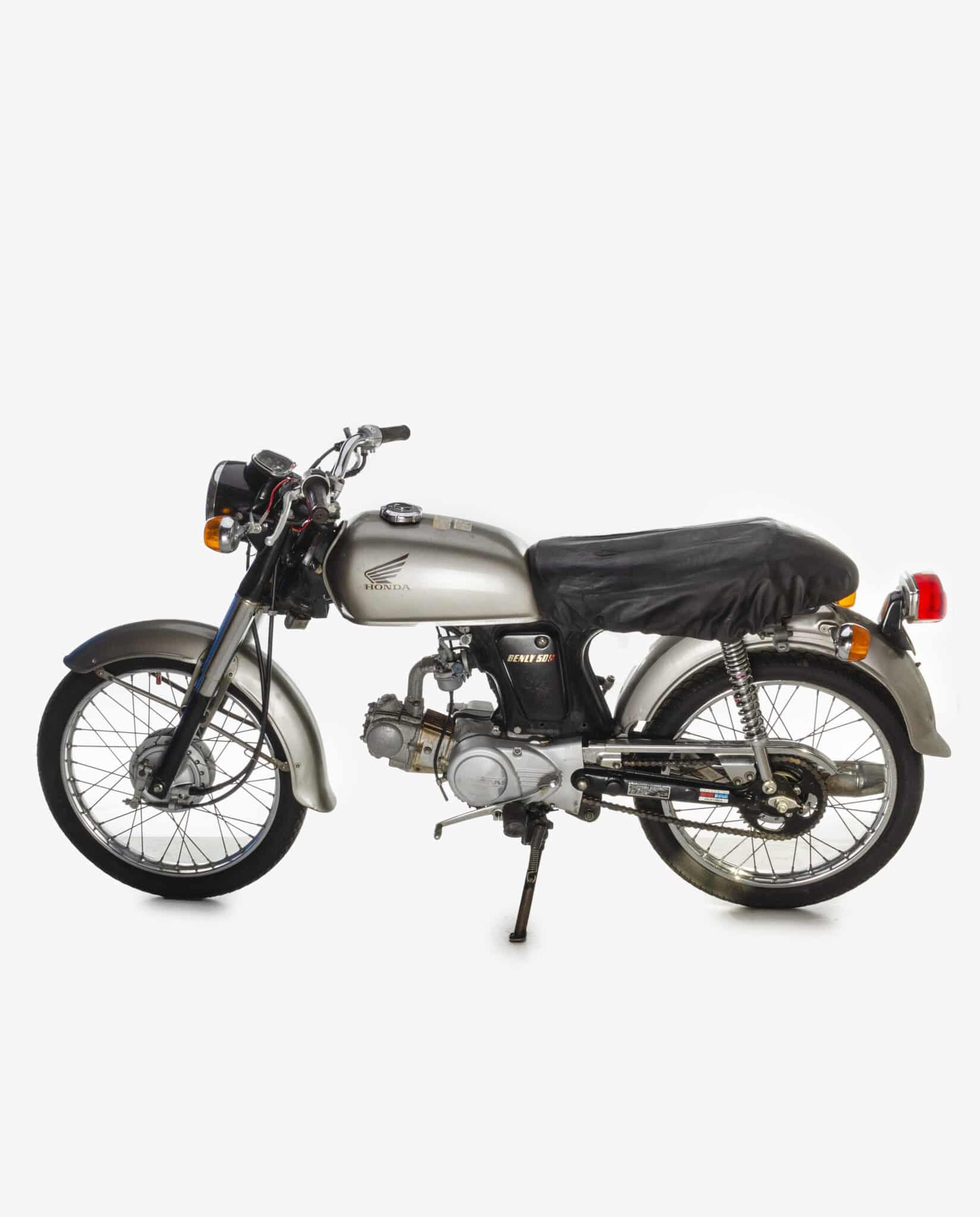 Honda Benly 50S black-silver - 49105 km · Fourstrokebarn Honda & Parts