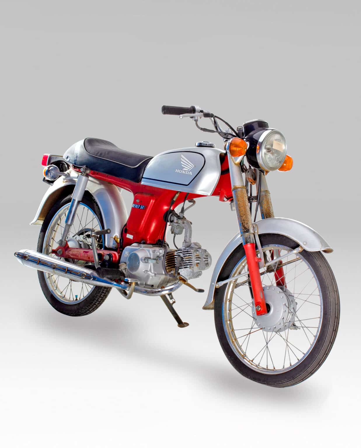 Honda Benly 50S red-silver - 15941 km · Fourstrokebarn Honda & Parts