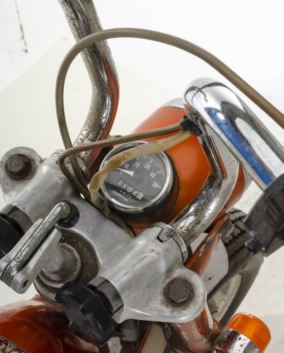 Honda Monkey Z50Z oranje - 1104 km · Fourstrokebarn Honda & Parts